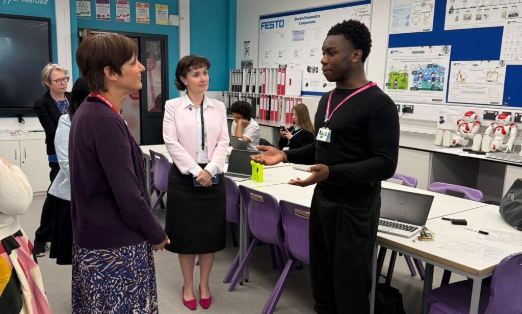 Curriculum review chair visits LDE UTC - Baker Dearing